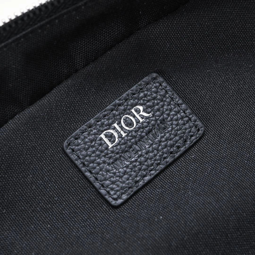 Value-priced Mens Christian Dior Satchel Bags