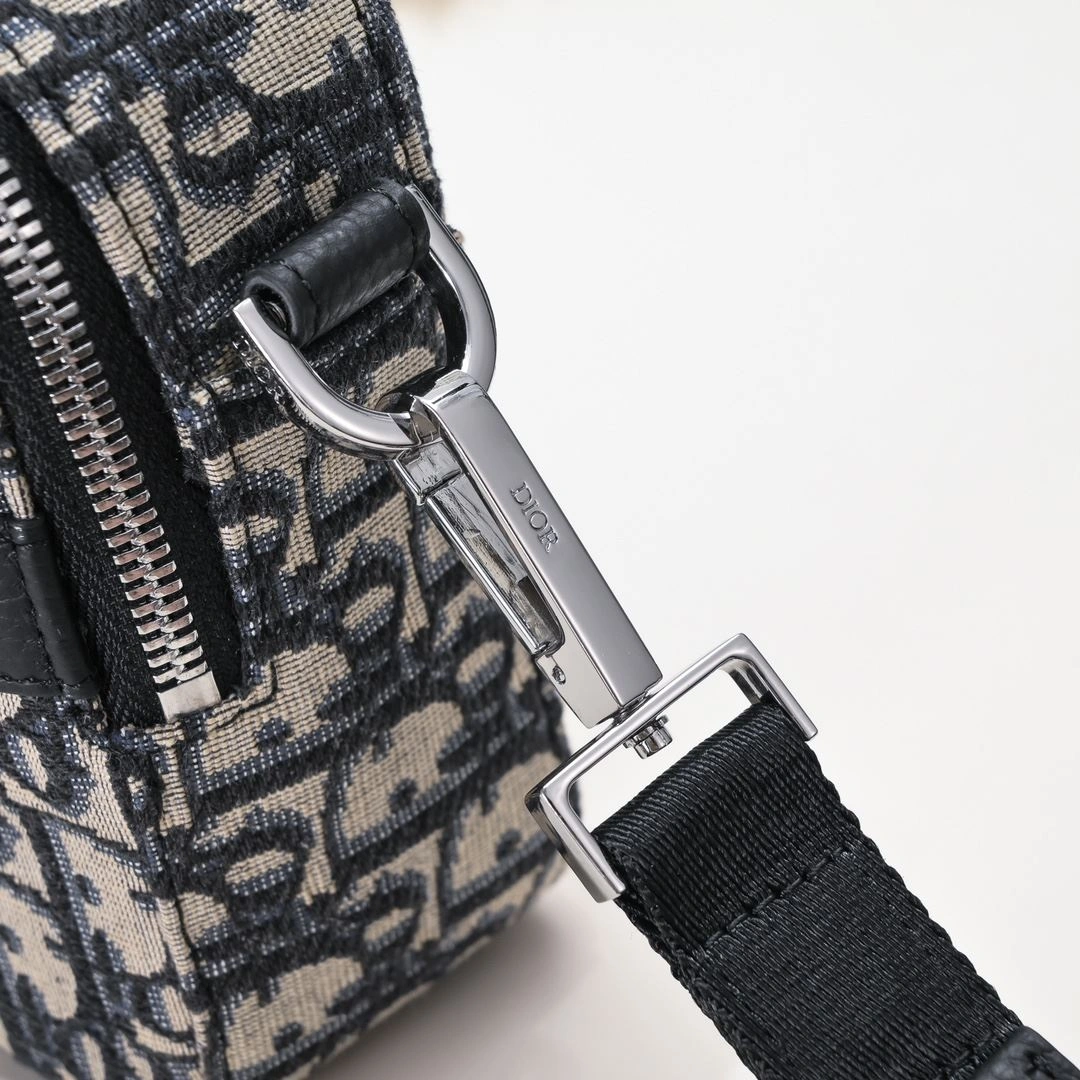 Value-priced Mens Christian Dior Satchel Bags