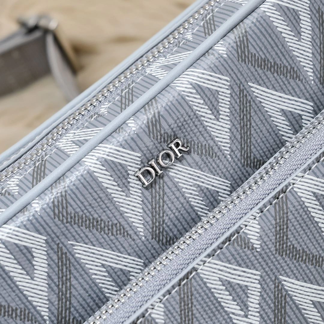 Budget-friendly Mens Christian Dior Satchel Bags