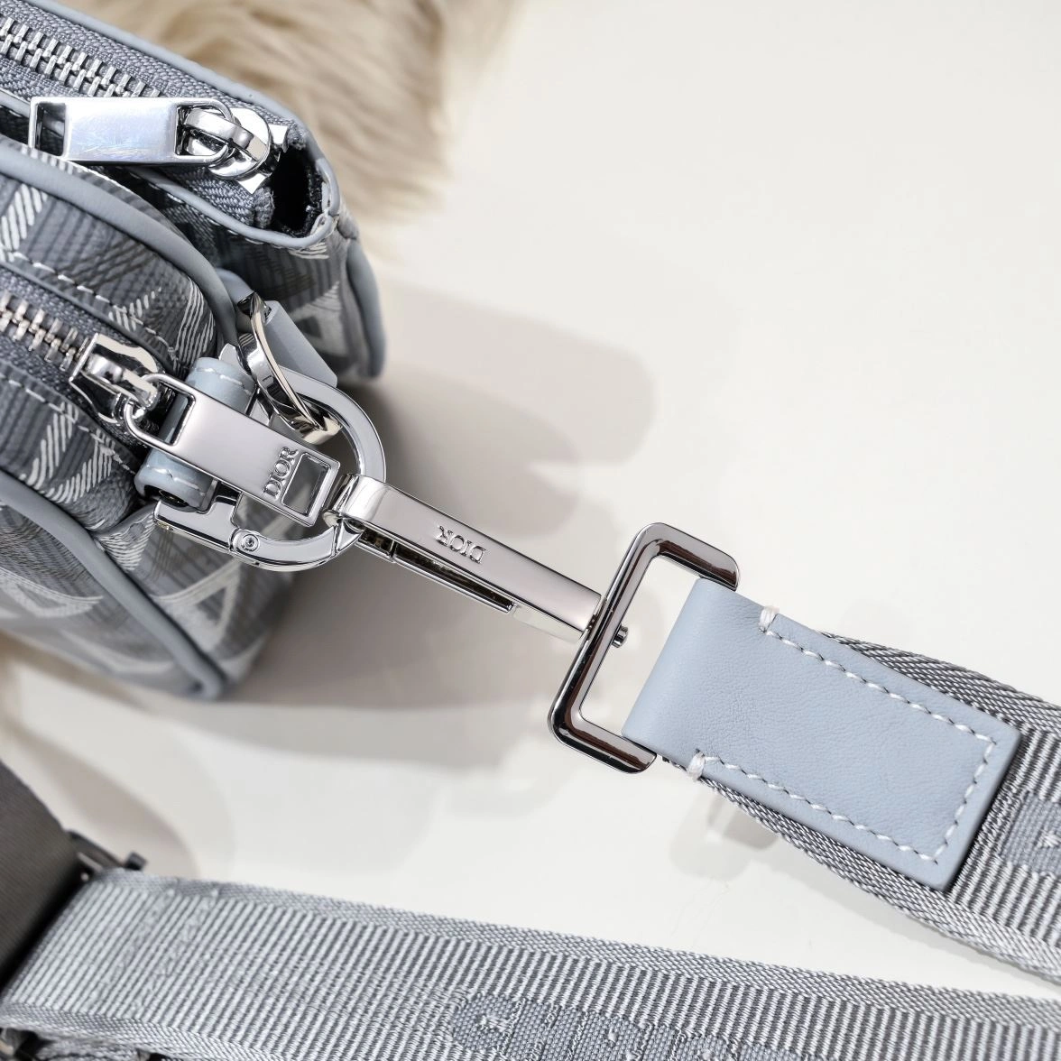 Budget-friendly Mens Christian Dior Satchel Bags
