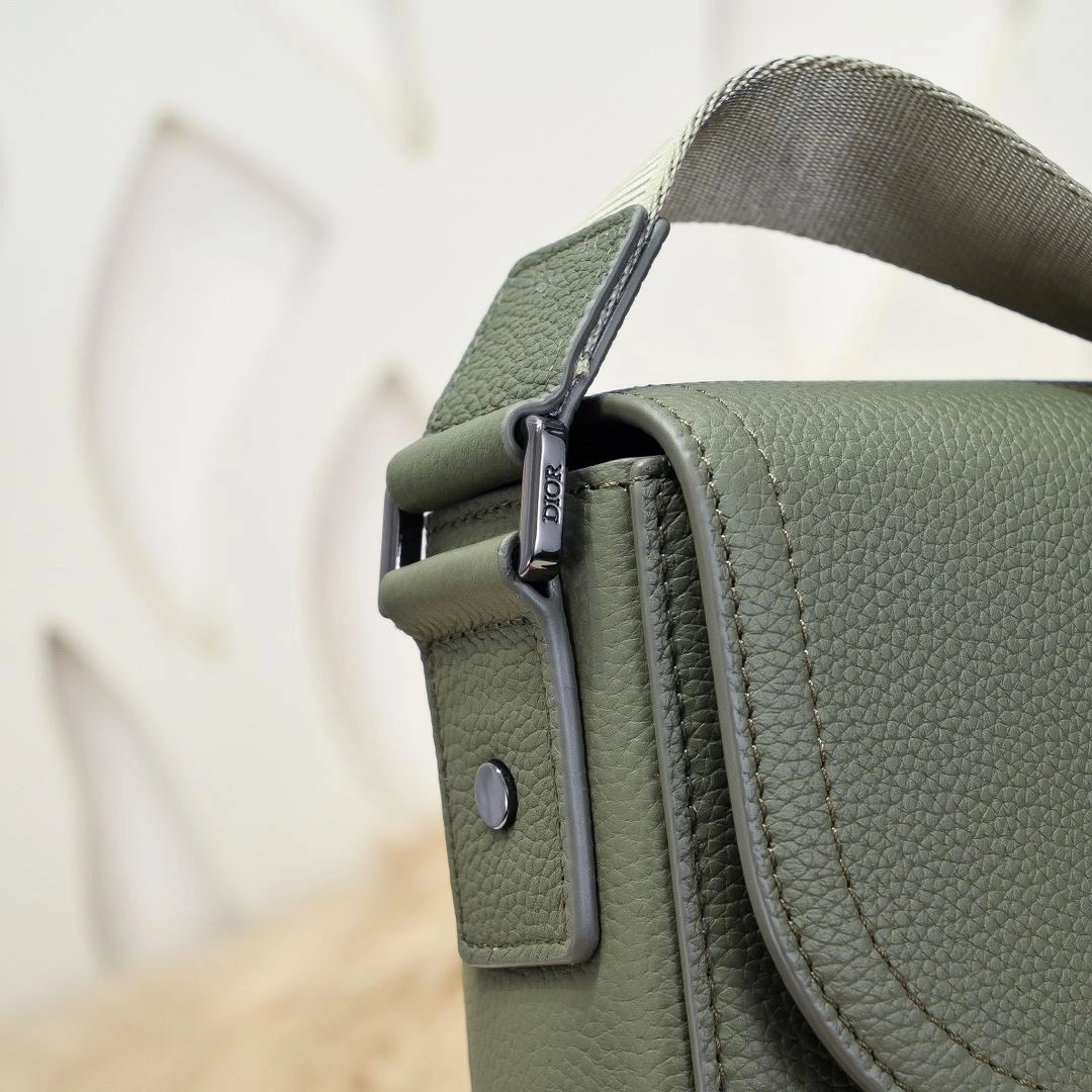Value-priced Mens Christian Dior Satchel Bags