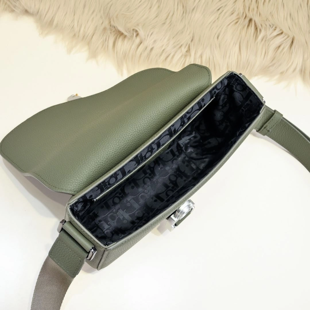 Value-priced Mens Christian Dior Satchel Bags