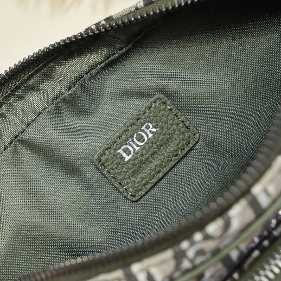Bargain Mens Christian Dior Satchel Bags