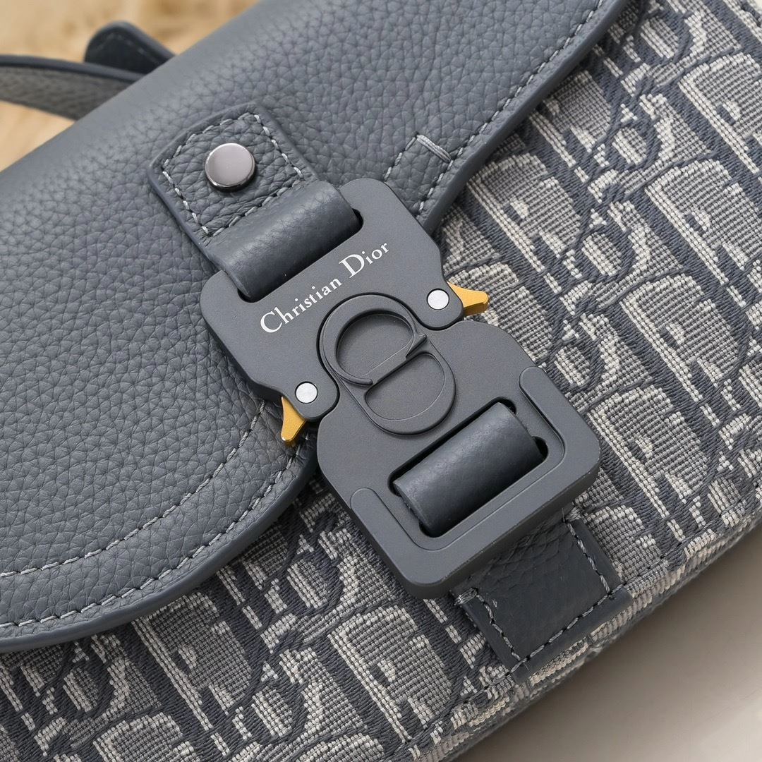 Budget-friendly Mens Christian Dior Satchel Bags