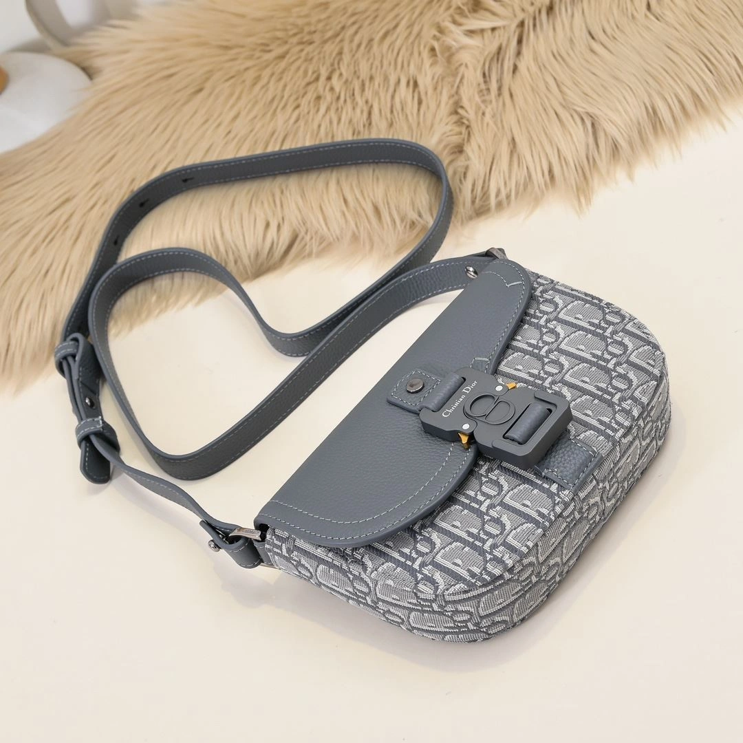 Budget-friendly Mens Christian Dior Satchel Bags