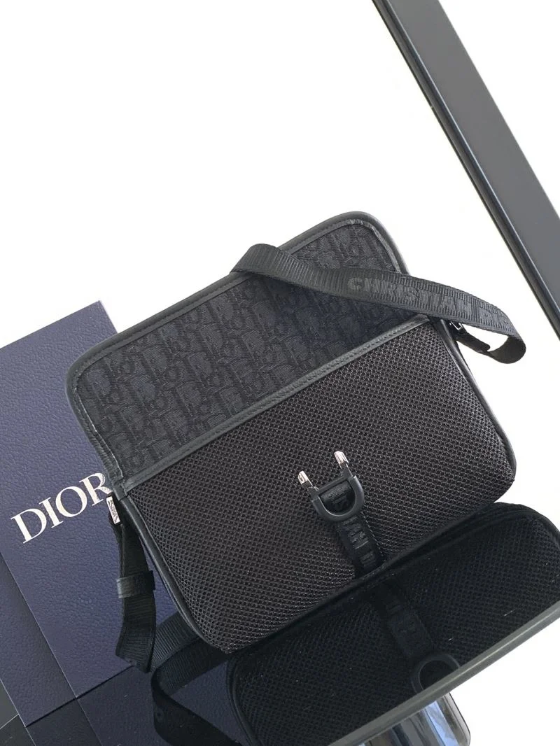 Value-priced Mens Christian Dior Satchel Bags