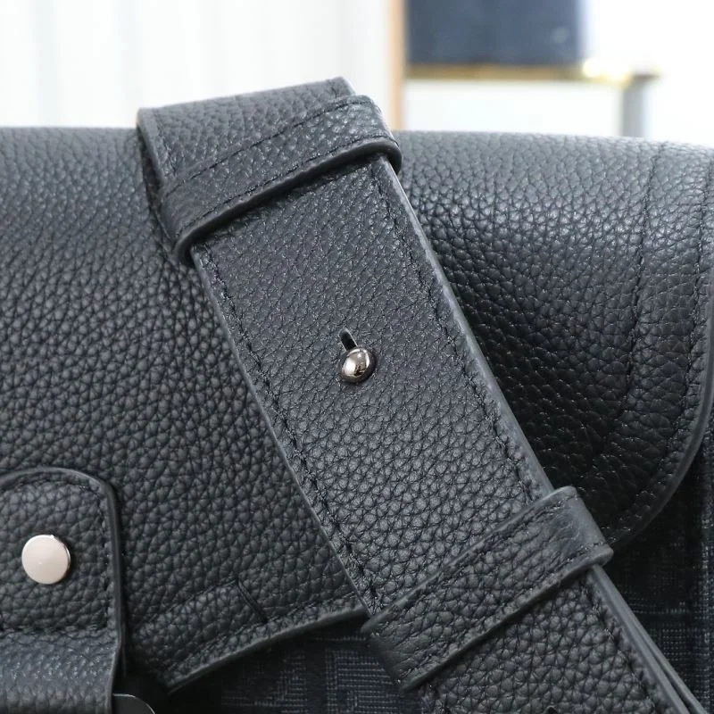 Bargain Mens Christian Dior Satchel Bags