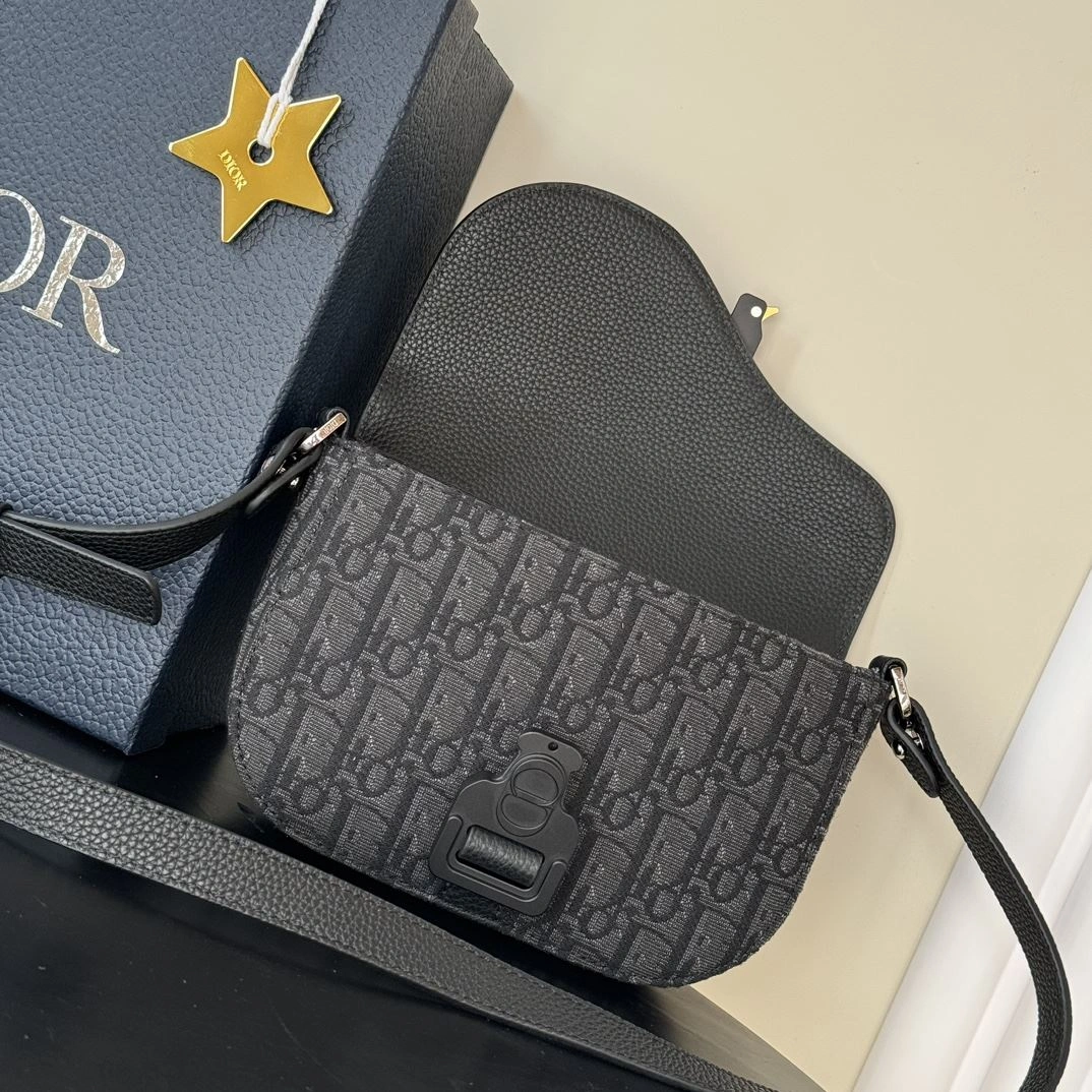 Cut-rate Mens Christian Dior Satchel Bags