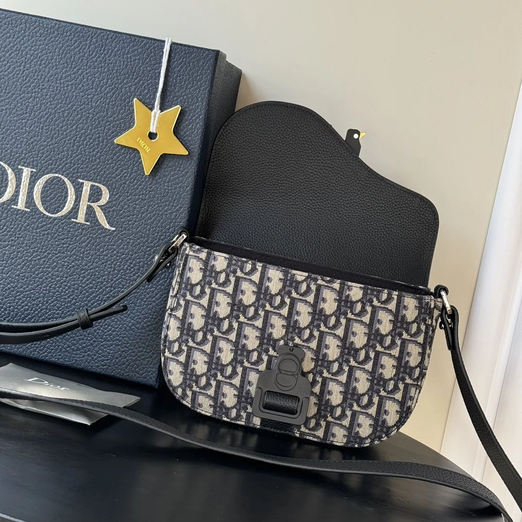 Exact replica Mens Christian Dior Satchel Bags