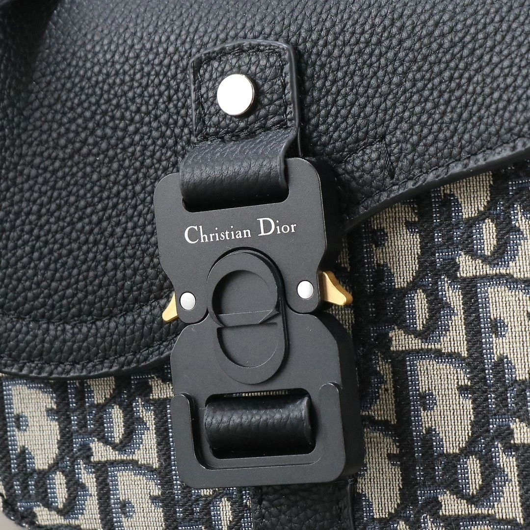 Indistinguishable Mens Christian Dior Satchel Bags