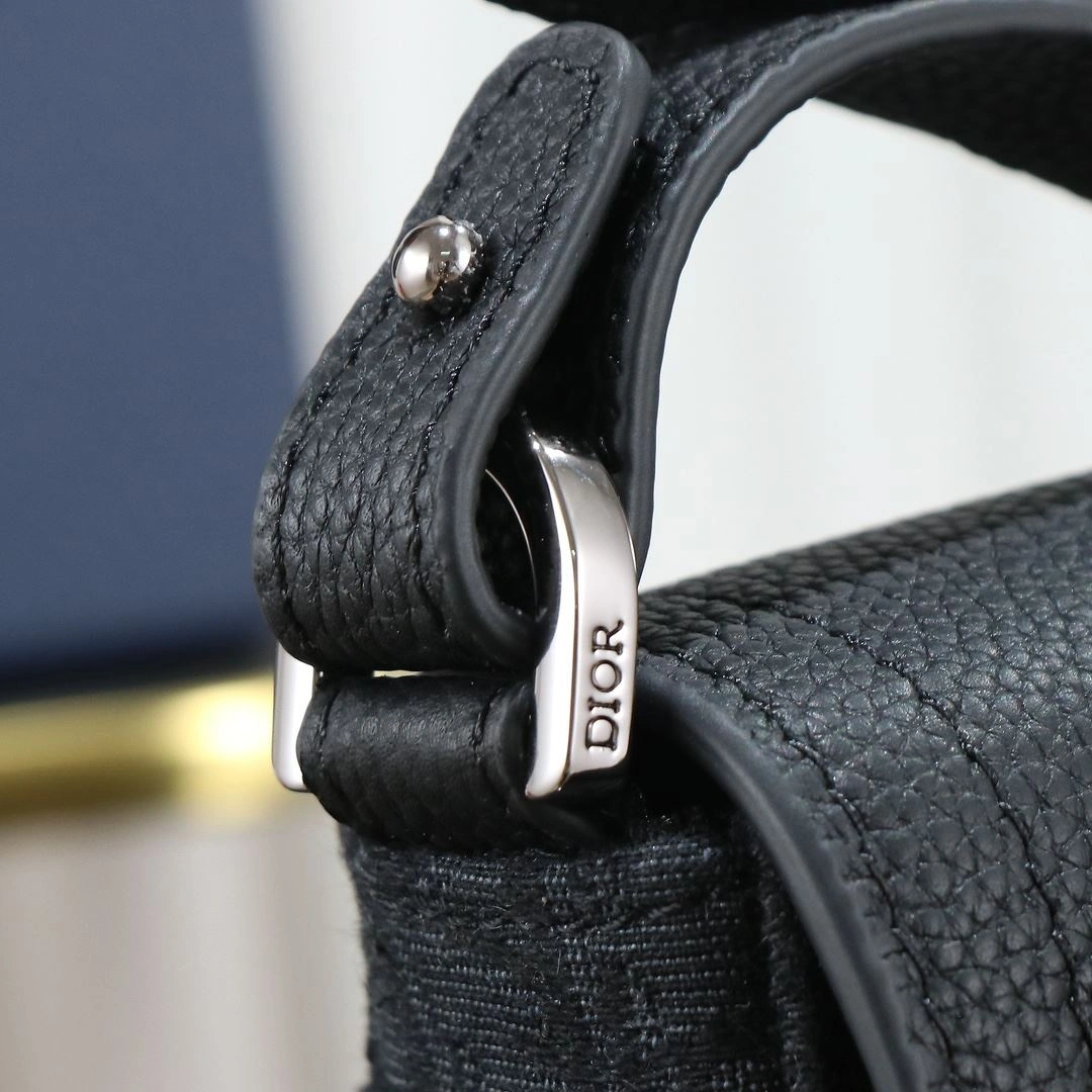 Reasonably priced Mens Christian Dior Satchel Bags