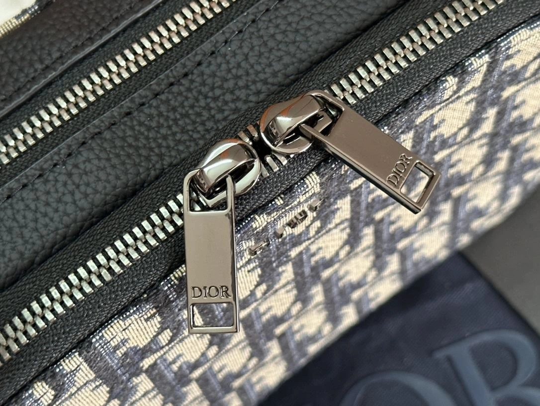 Cut-rate Mens Christian Dior Satchel Bags
