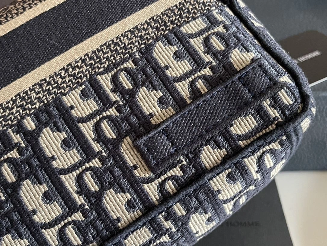Factory-made Mens Christian Dior Satchel Bags