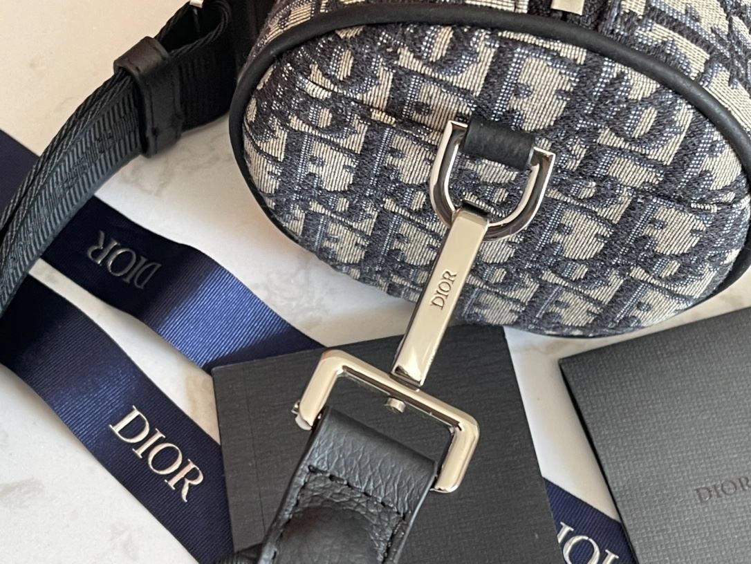 Indistinguishable Mens Christian Dior Satchel Bags