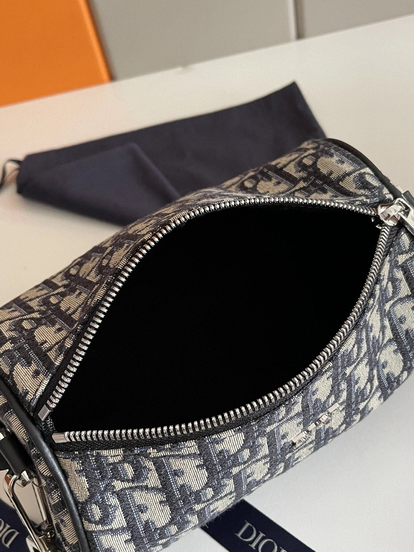 Reasonably priced Mens Christian Dior Satchel Bags