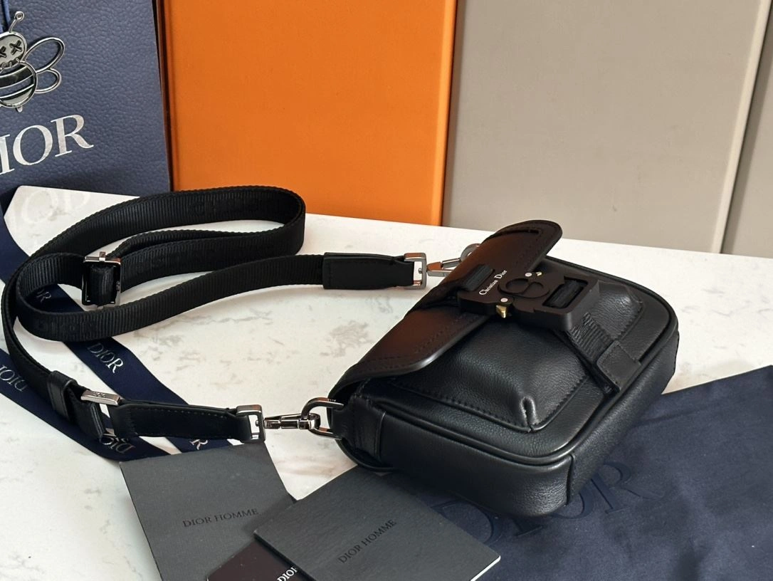 High accuracy Mens Christian Dior Satchel Bags