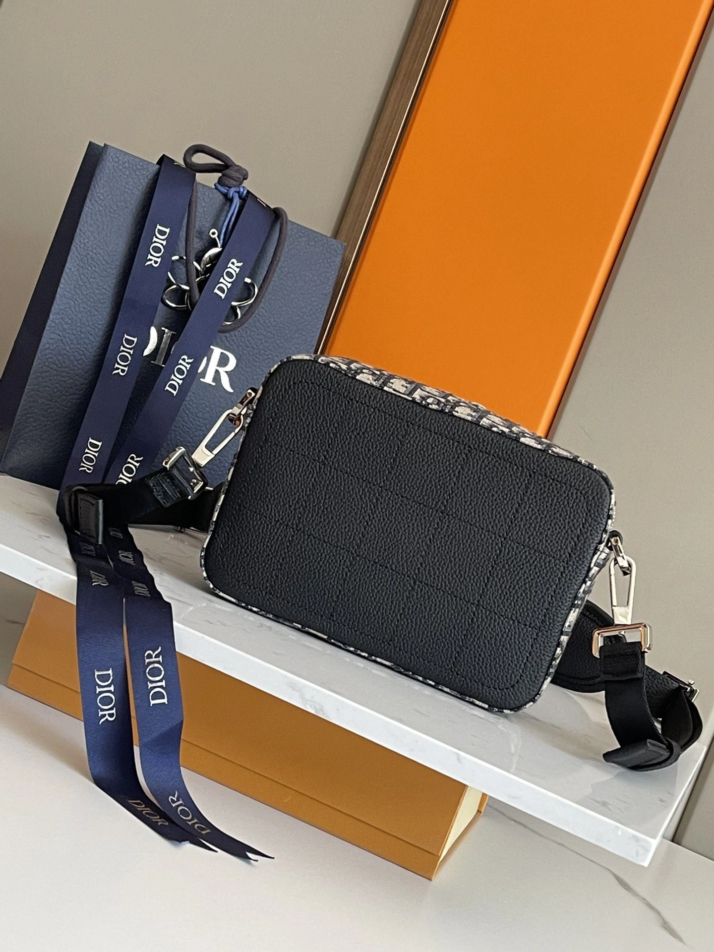 Top mirror Mens Christian Dior Satchel Bags
