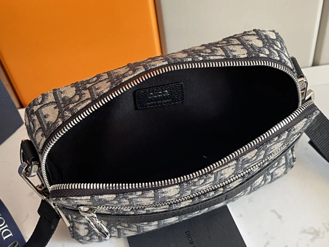 Top mirror Mens Christian Dior Satchel Bags