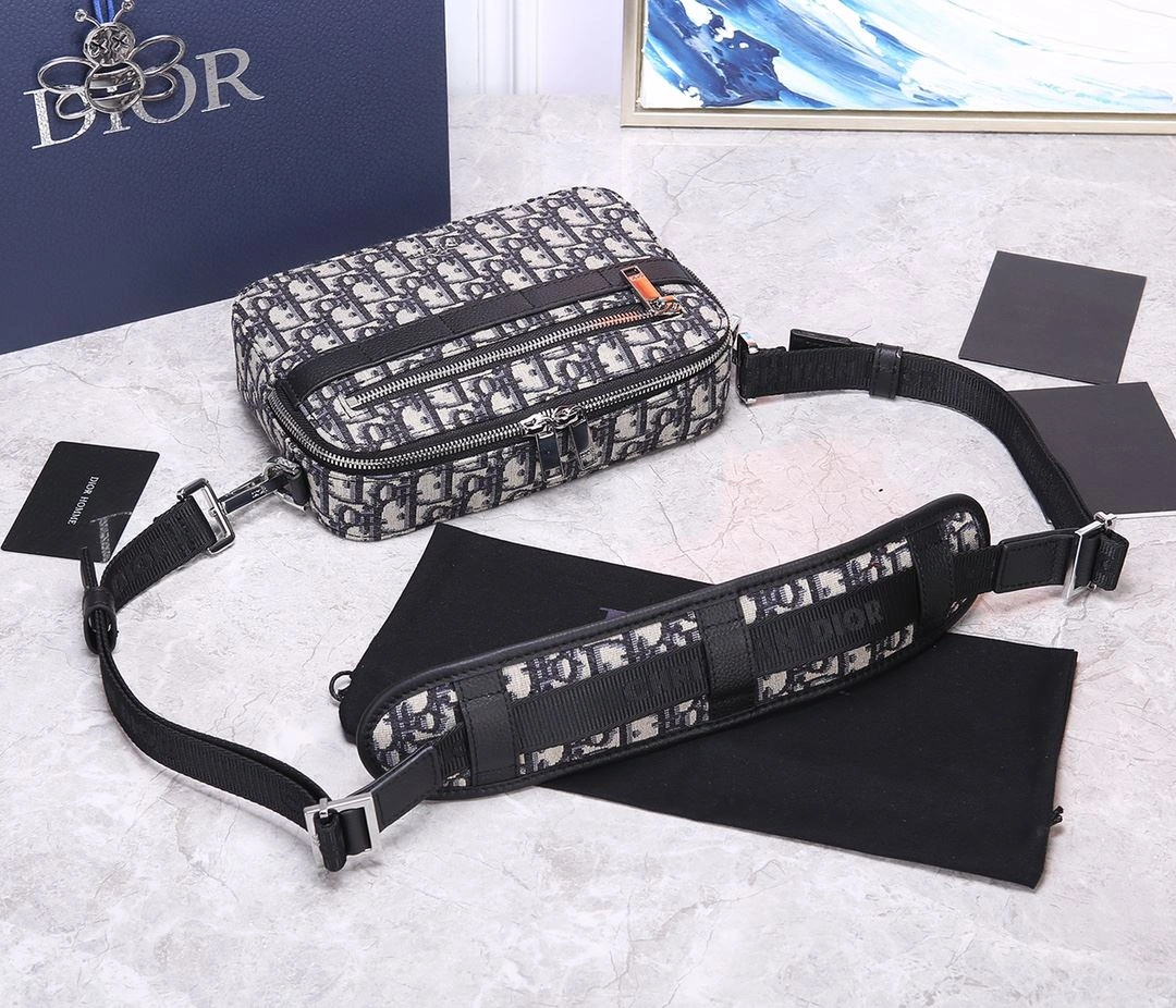 Exact replica Mens Christian Dior Satchel Bags