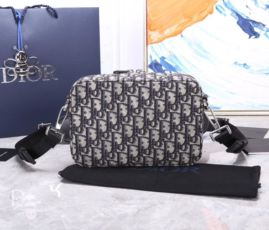 Exact replica Mens Christian Dior Satchel Bags