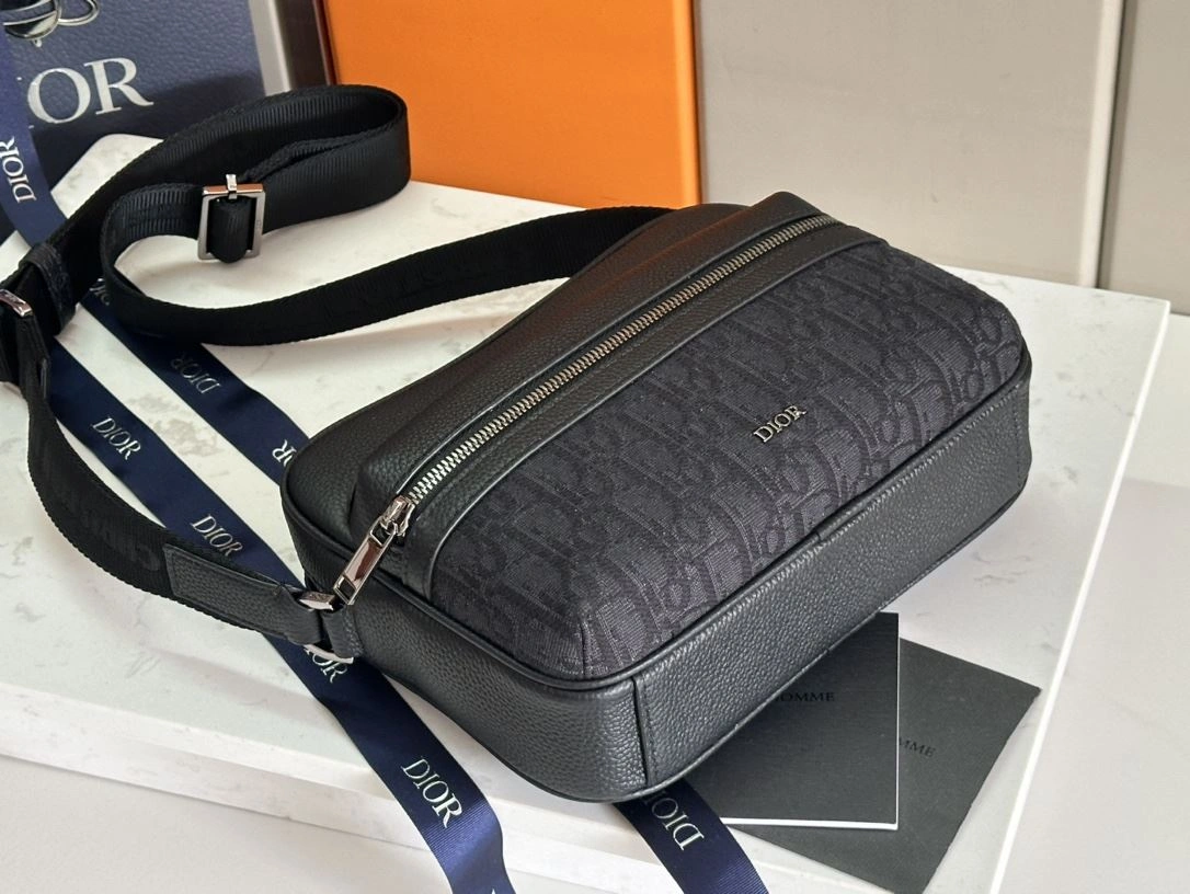 1:1 copy Mens Christian Dior Satchel Bags