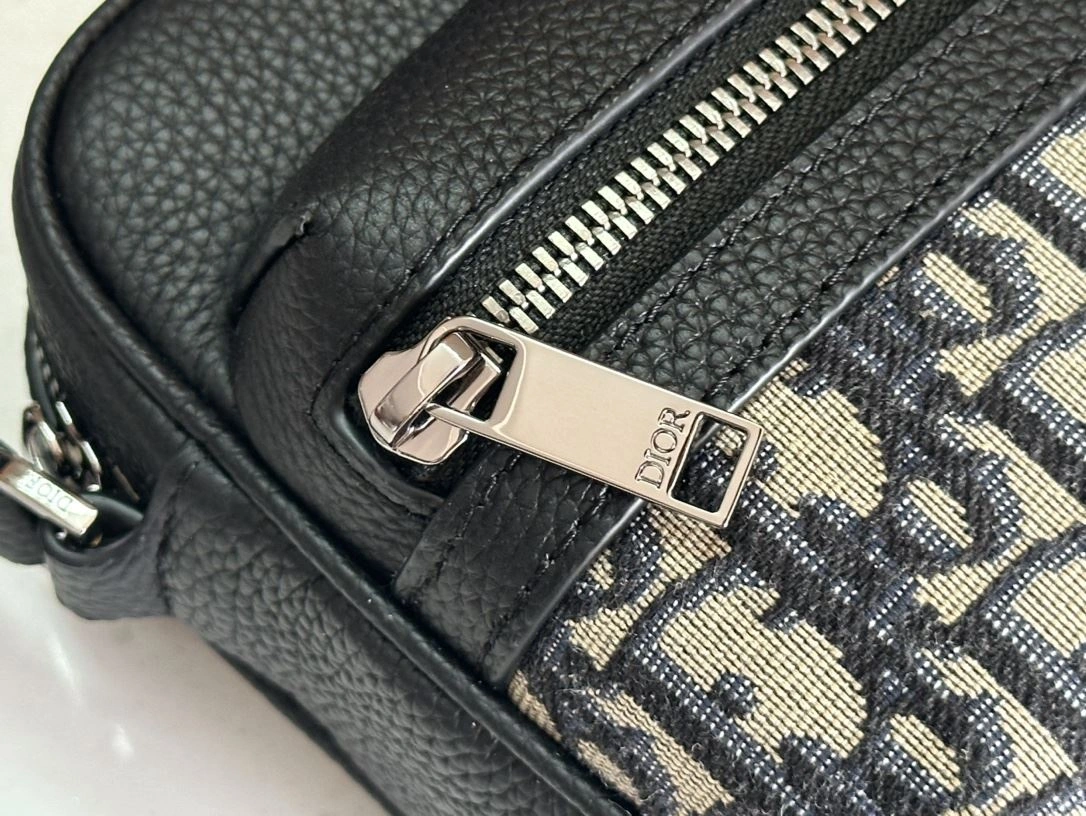 Factory-made Mens Christian Dior Satchel Bags