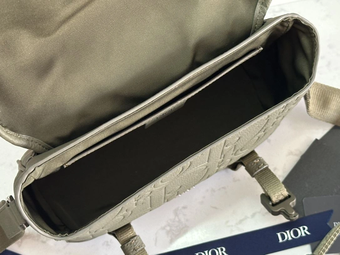 Value-priced Mens Christian Dior Satchel Bags