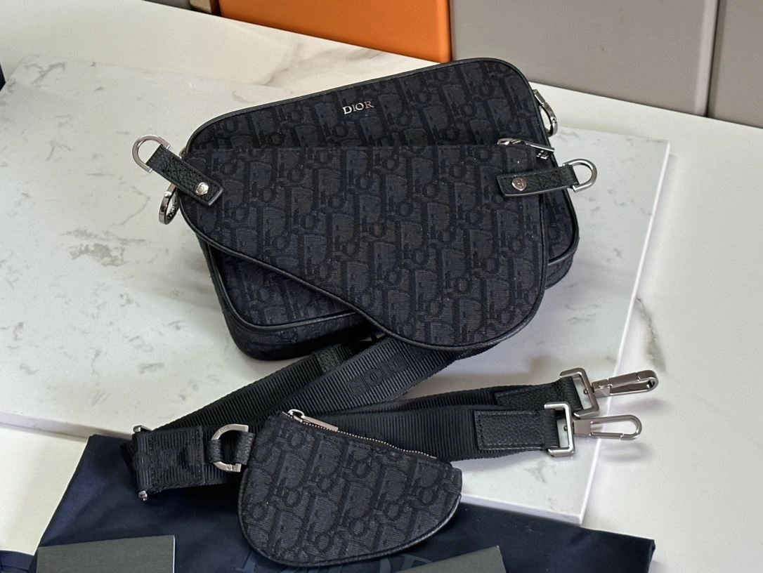 Budget-friendly Mens Christian Dior Satchel Bags
