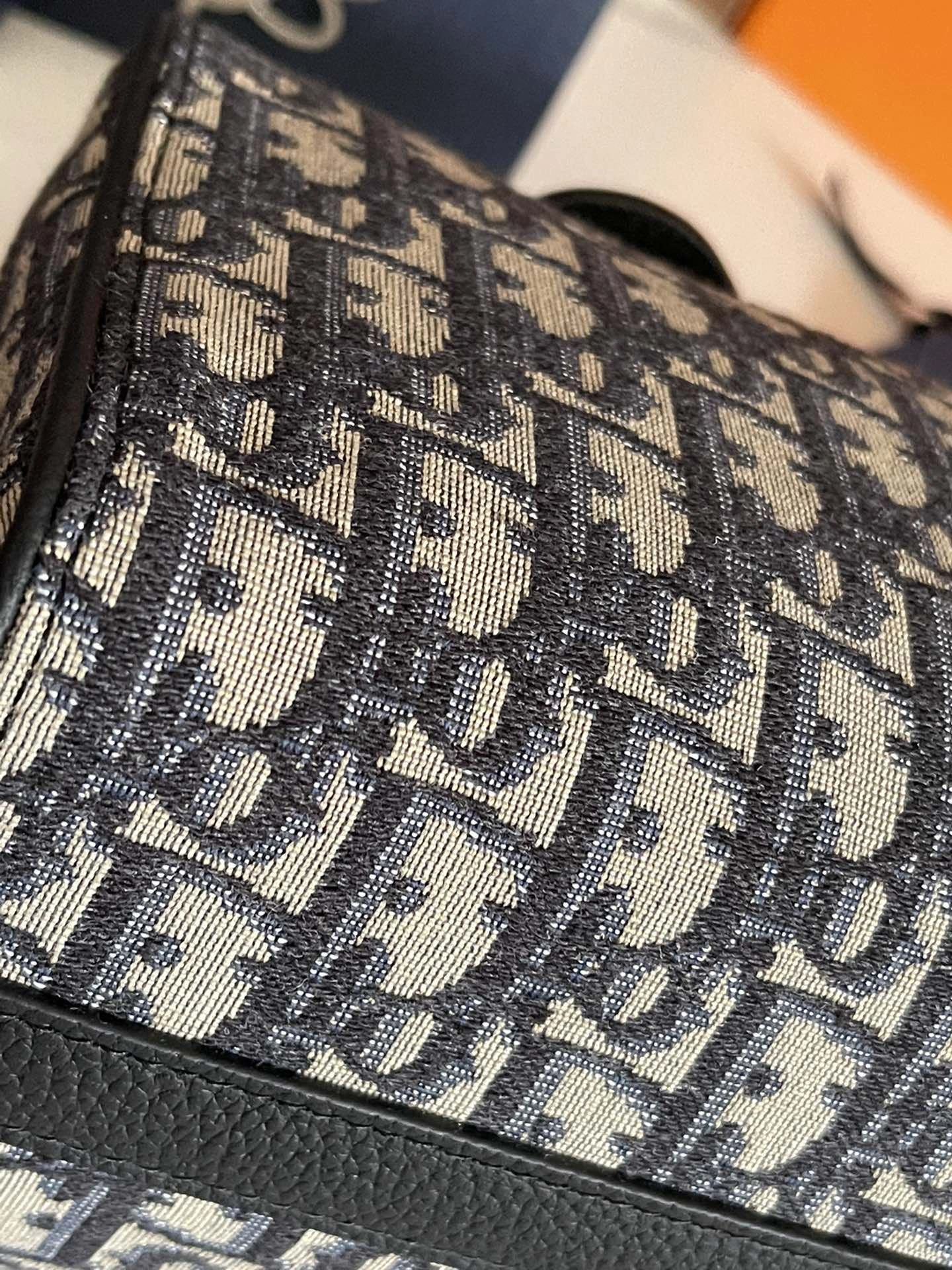 Reasonably priced Mens Christian Dior Satchel Bags