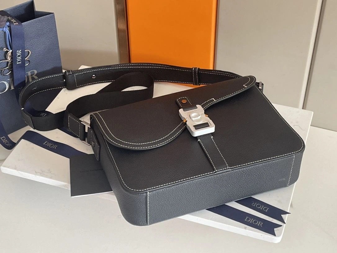 Top match Mens Christian Dior Satchel Bags
