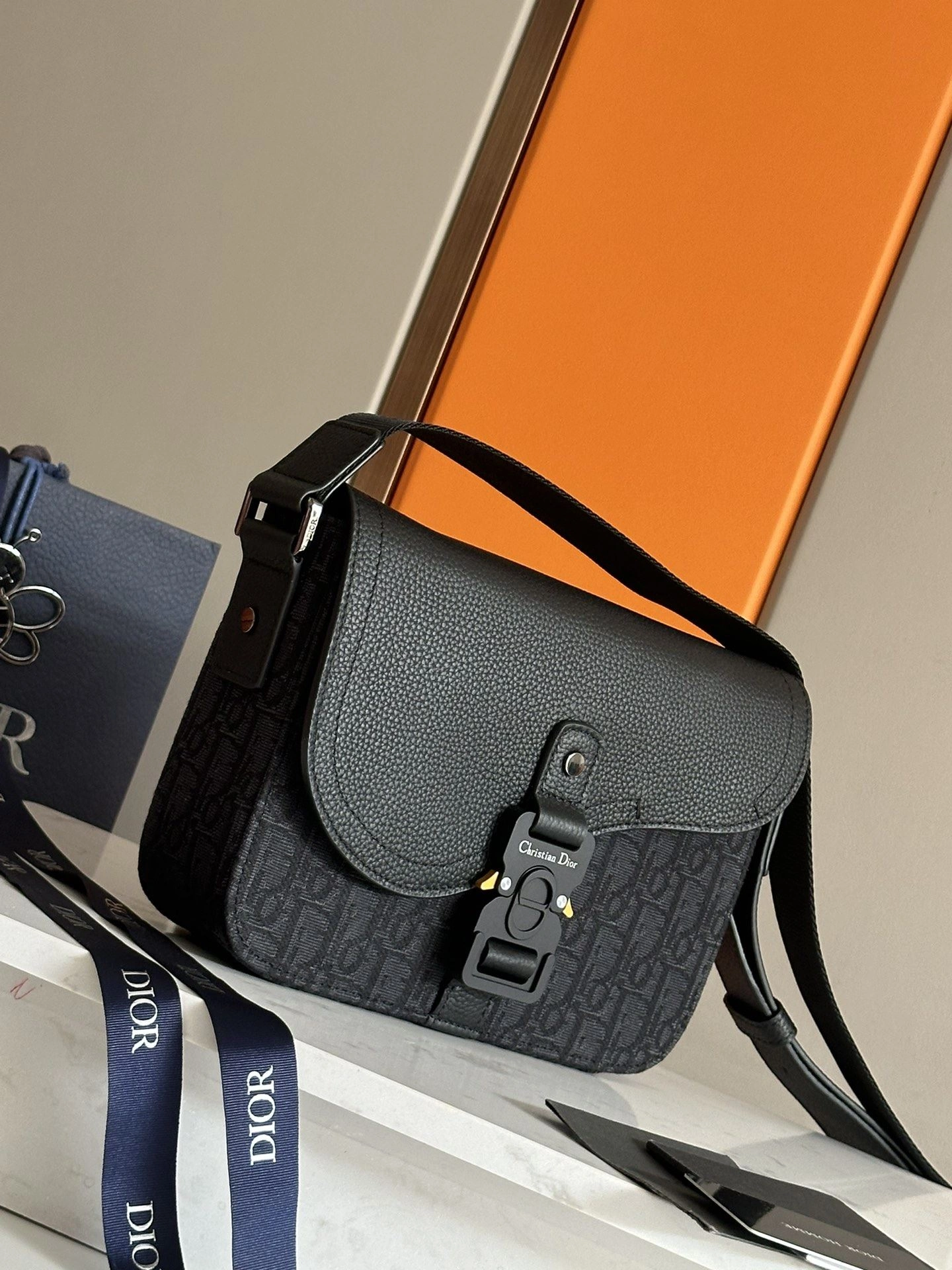 Cut-rate Mens Christian Dior Satchel Bags