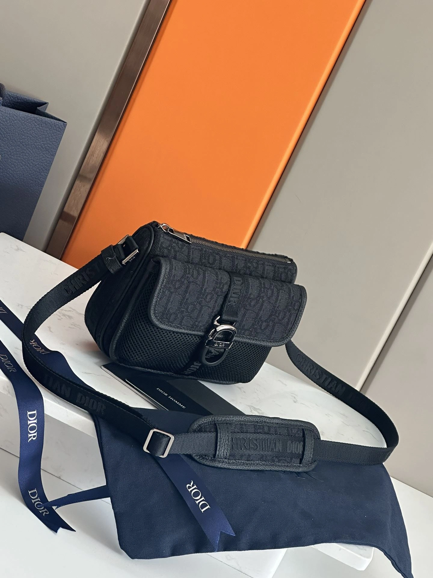 Top mirror Mens Christian Dior Satchel Bags