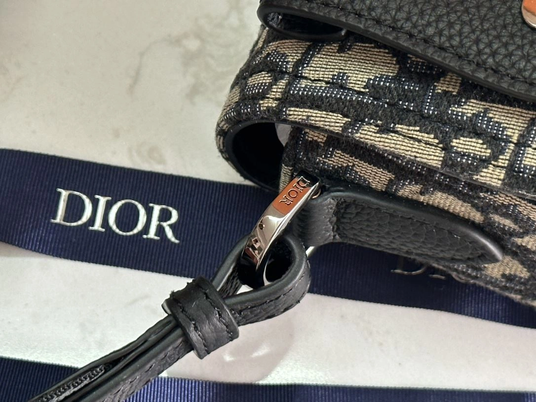 Value-priced Mens Christian Dior Satchel Bags