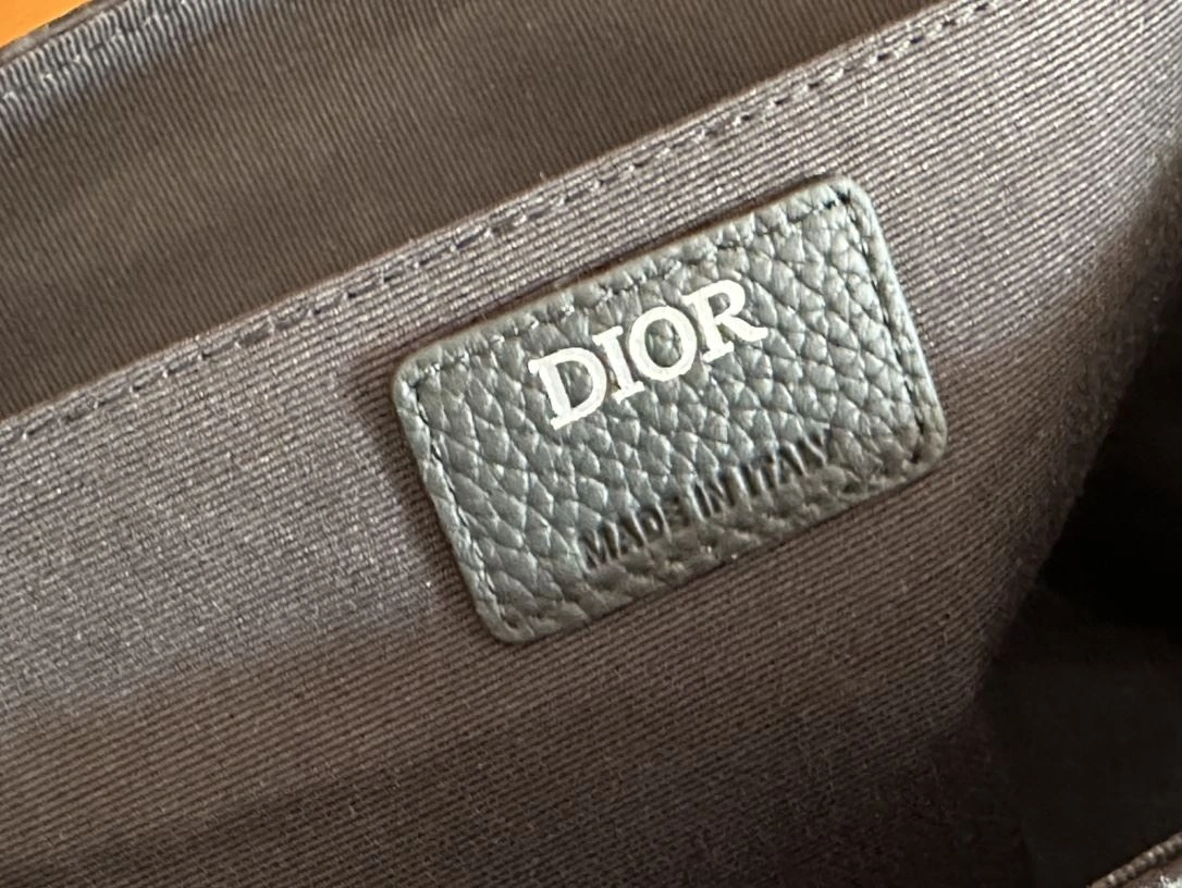 Indistinguishable Mens Christian Dior Satchel Bags