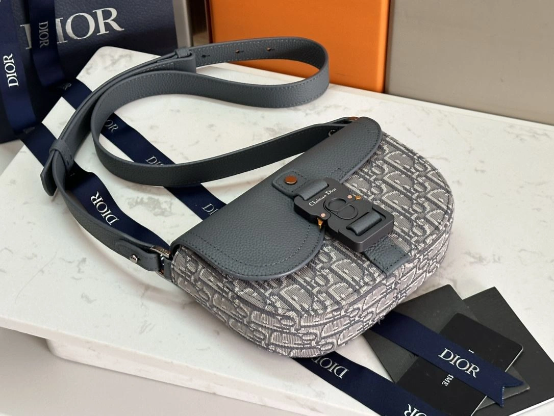 Value-priced Mens Christian Dior Satchel Bags