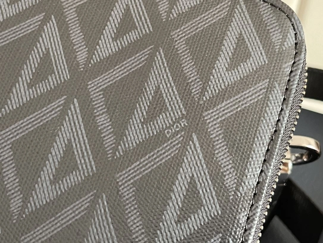 Cut-rate Mens Christian Dior Satchel Bags