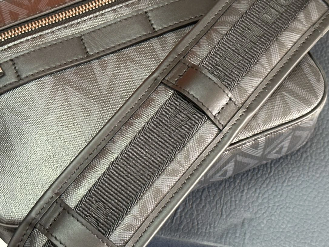 Reasonably priced Mens Christian Dior Satchel Bags