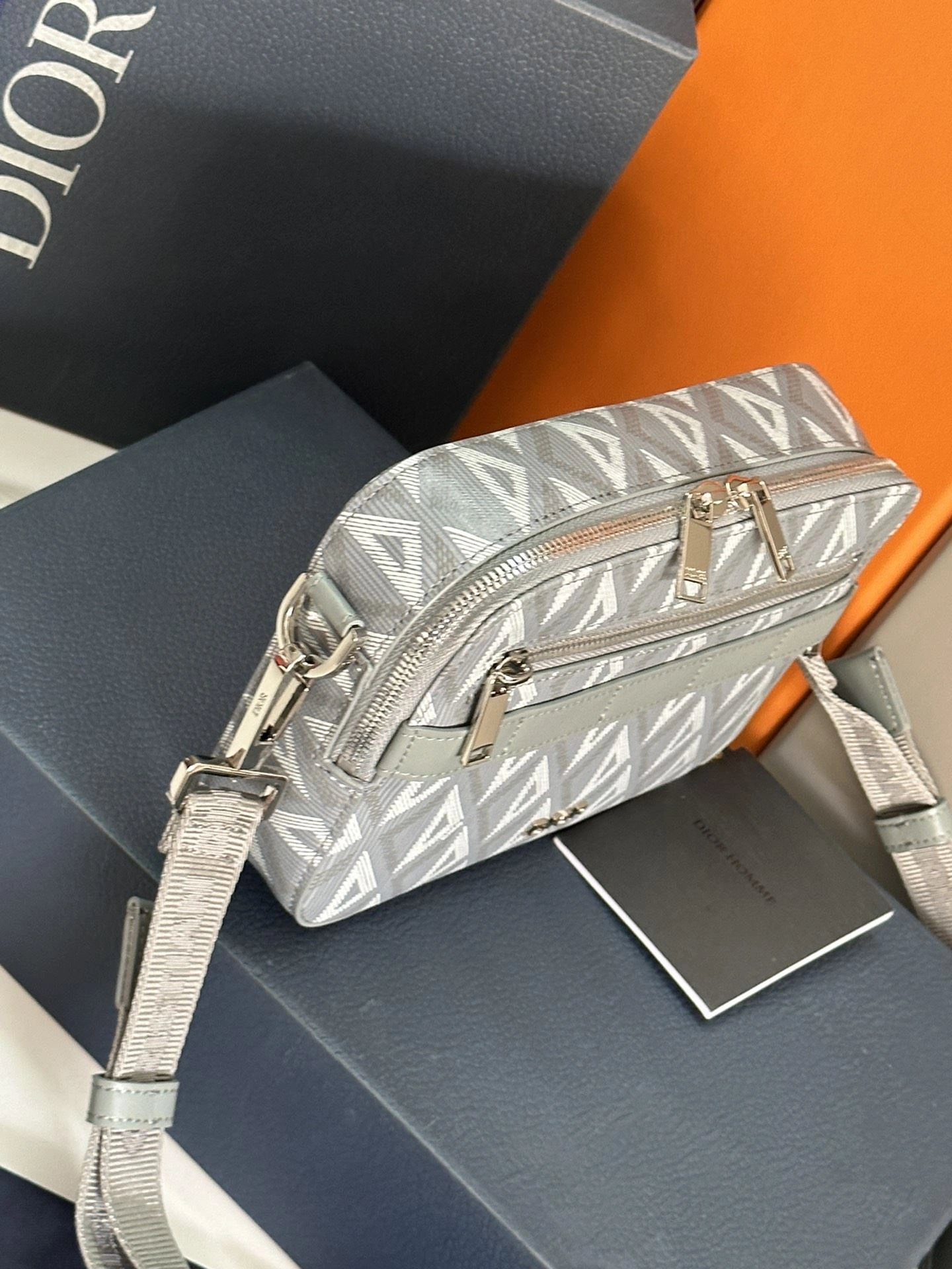Budget-friendly Mens Christian Dior Satchel Bags