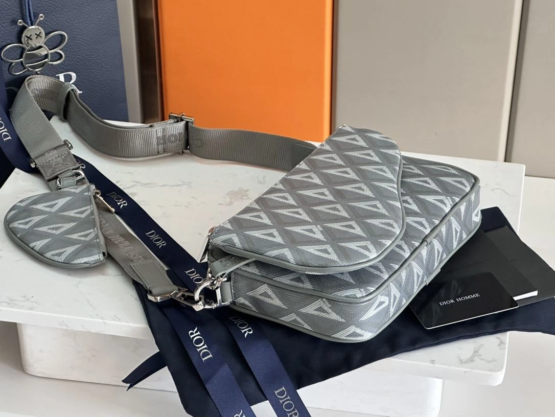 Inexpensive Mens Christian Dior Satchel Bags