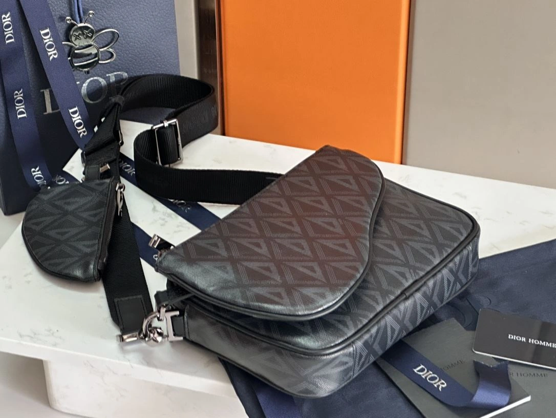 Low-cost Mens Christian Dior Satchel Bags