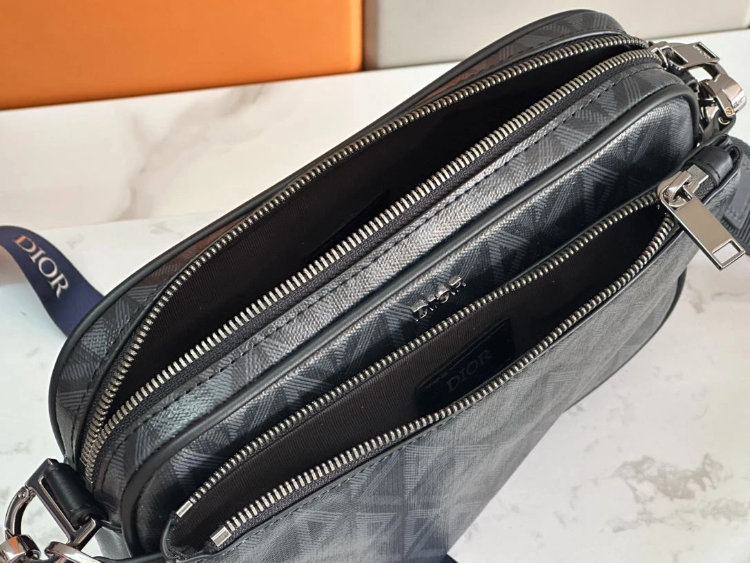 Low-cost Mens Christian Dior Satchel Bags