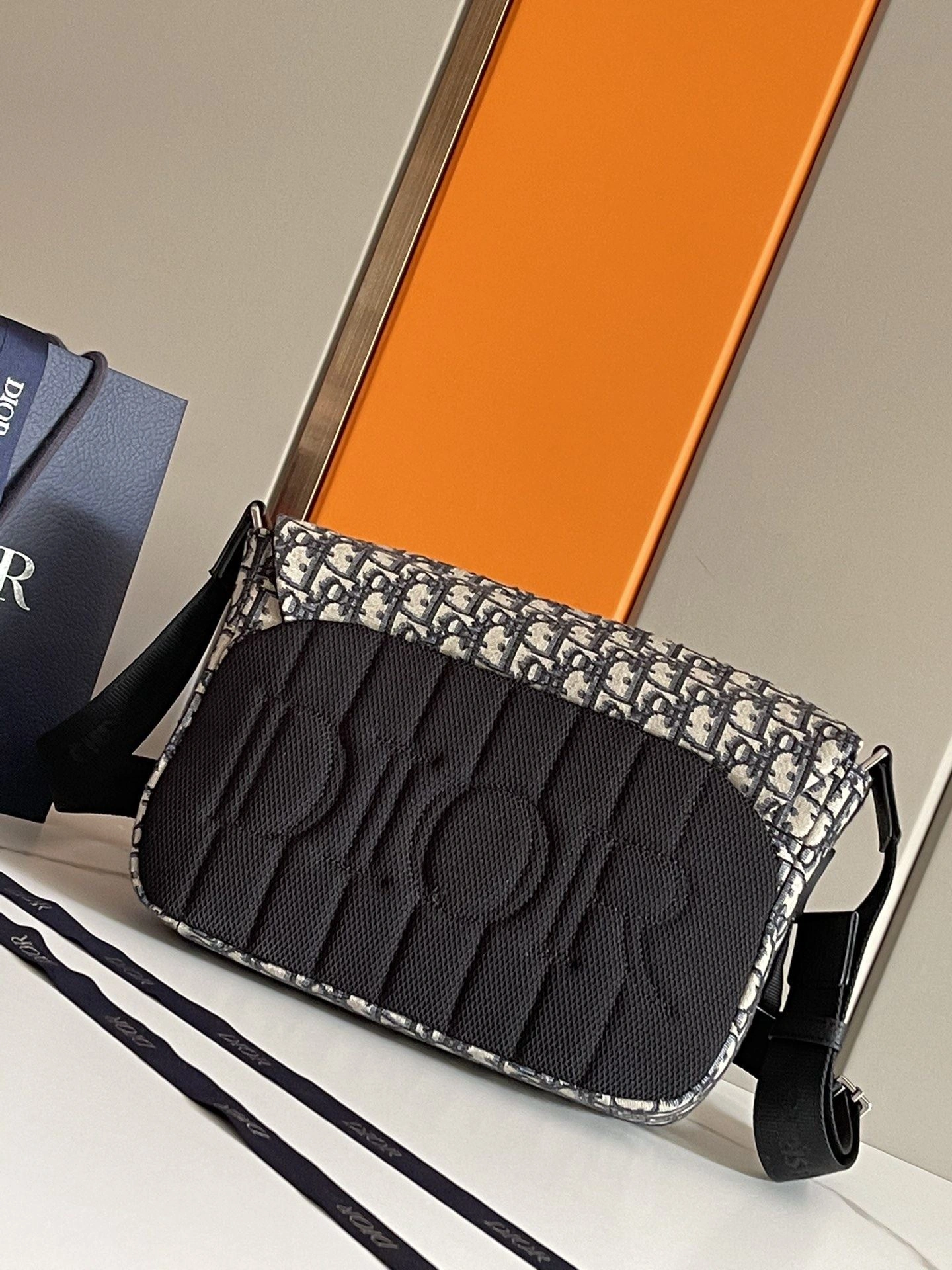 Low-cost Mens Christian Dior Satchel Bags