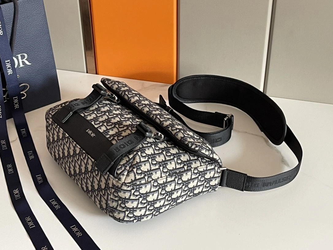 Low-cost Mens Christian Dior Satchel Bags