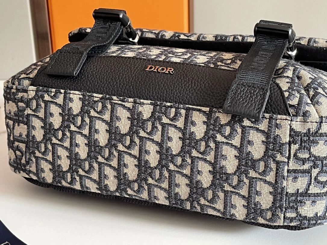 Low-cost Mens Christian Dior Satchel Bags