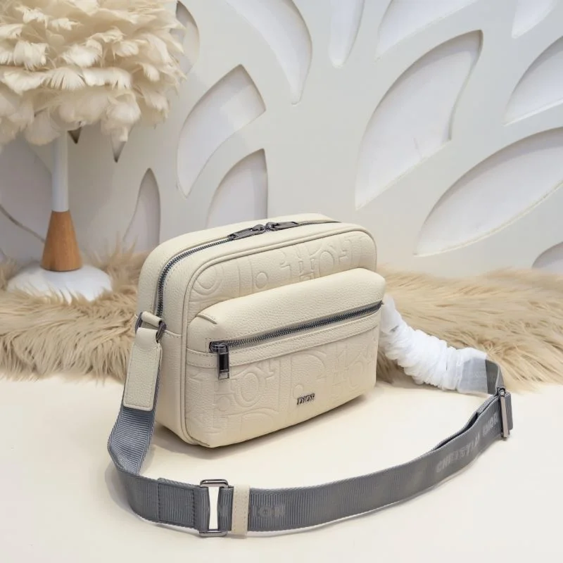 Bargain Mens Christian Dior Satchel Bags