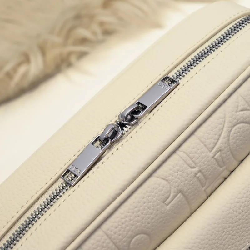 Bargain Mens Christian Dior Satchel Bags
