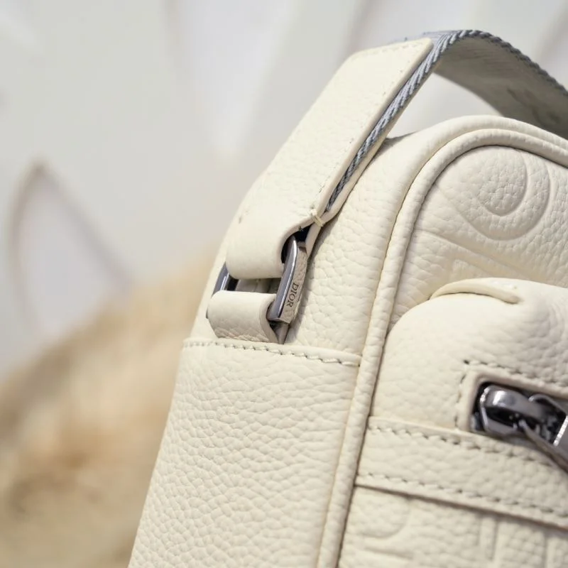 Bargain Mens Christian Dior Satchel Bags