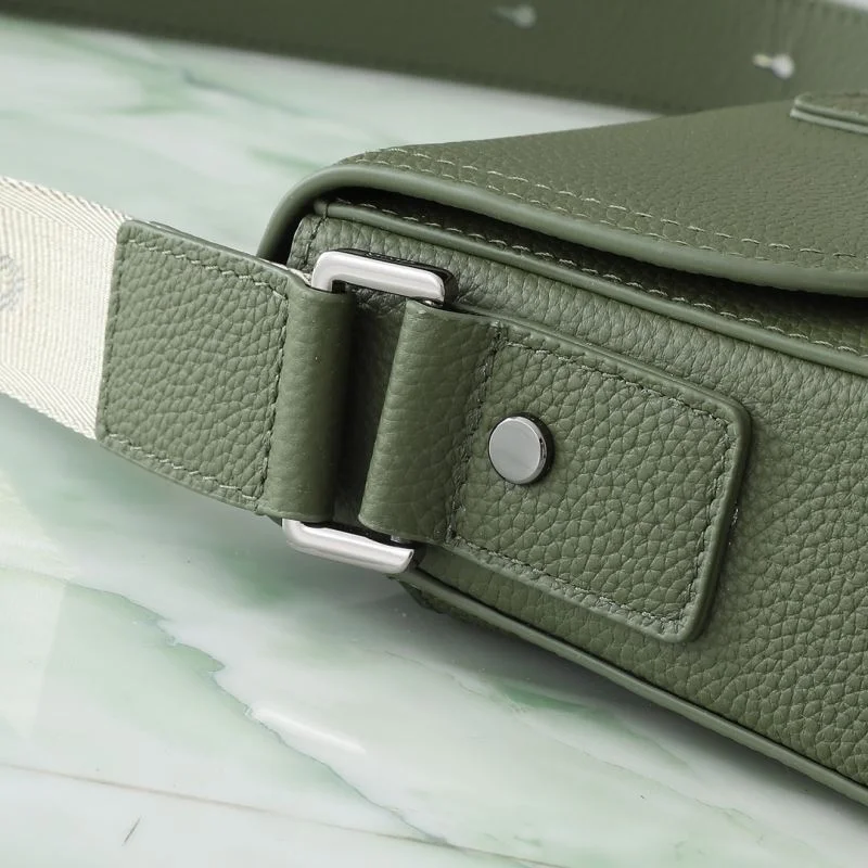 Value-priced Mens Christian Dior Satchel Bags