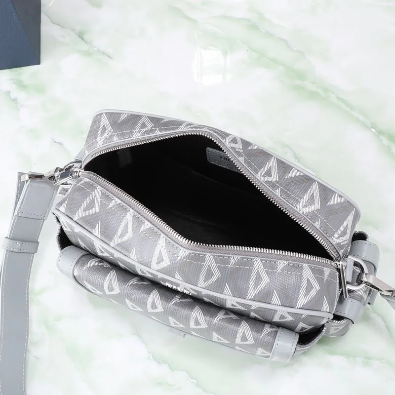 Low-cost Mens Christian Dior Satchel Bags