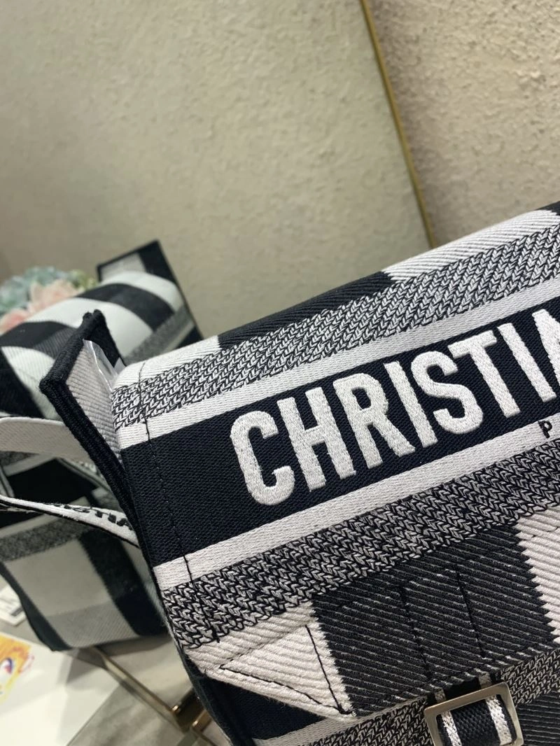 Indistinguishable Mens Christian Dior Satchel bags